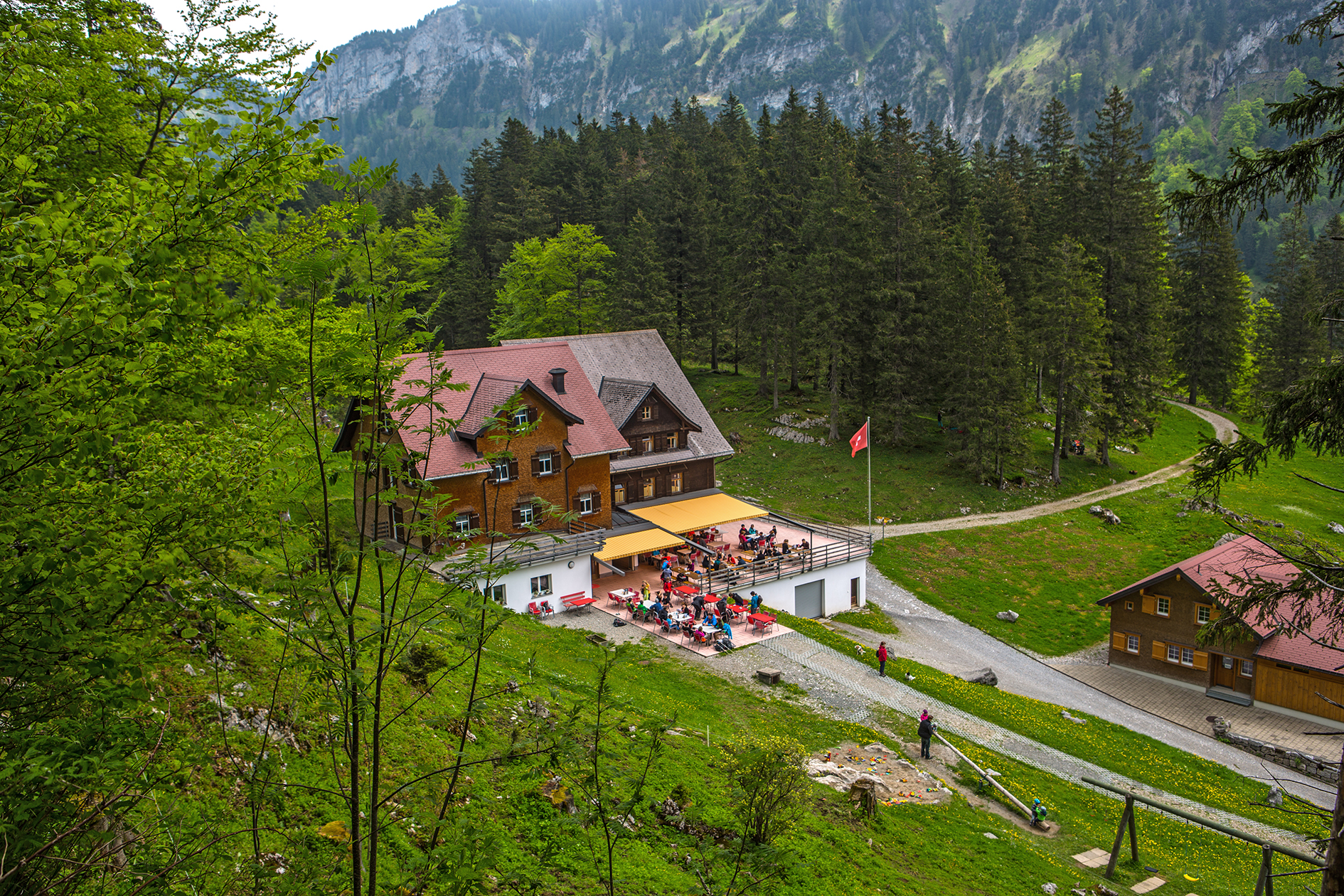 Berggasthaus Plattenbödeli : Conferences in the Alpstein : Alpstein ...