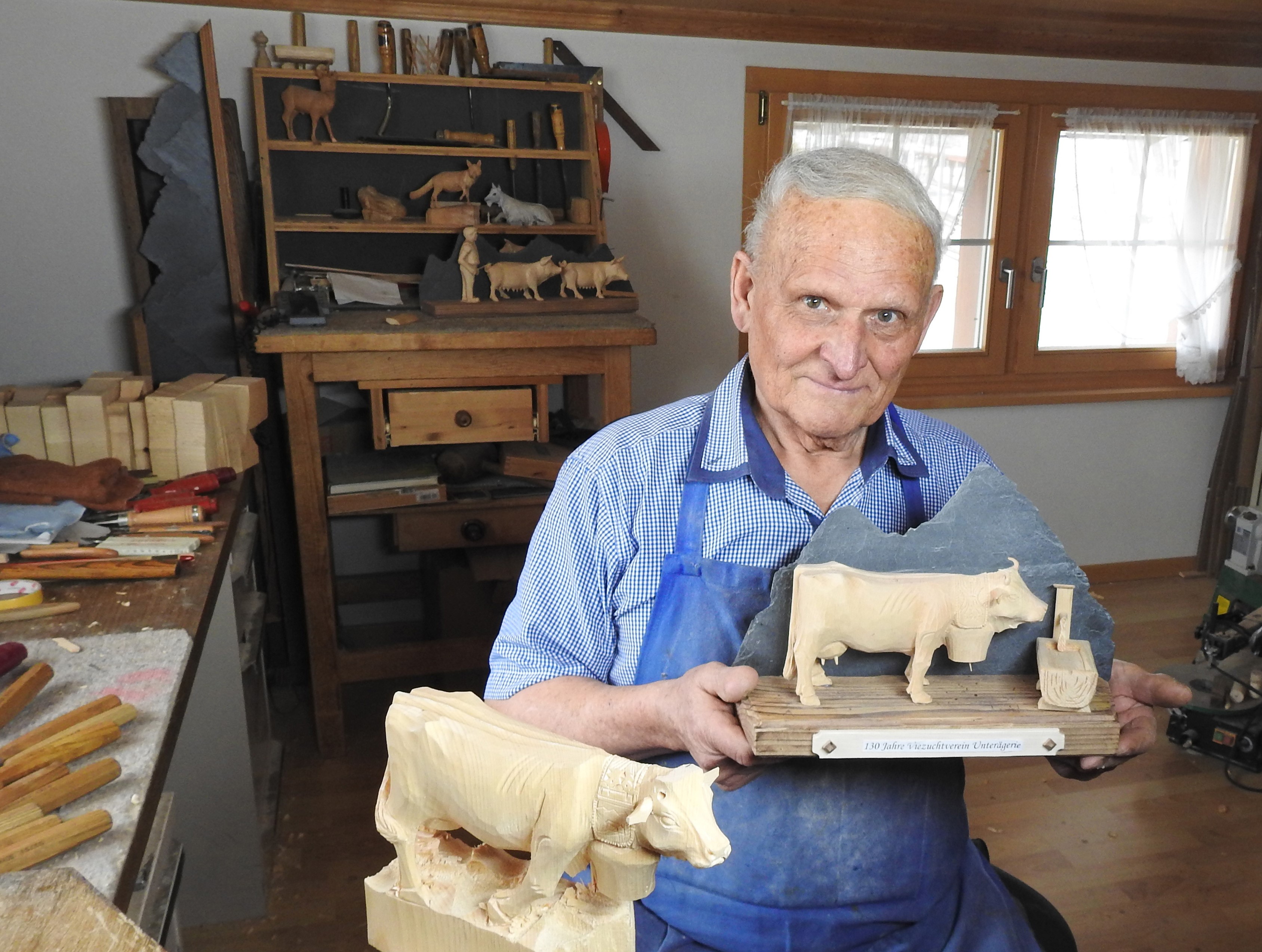 Handschnitzer Alfred Moser : Appenzellerland Tourismus